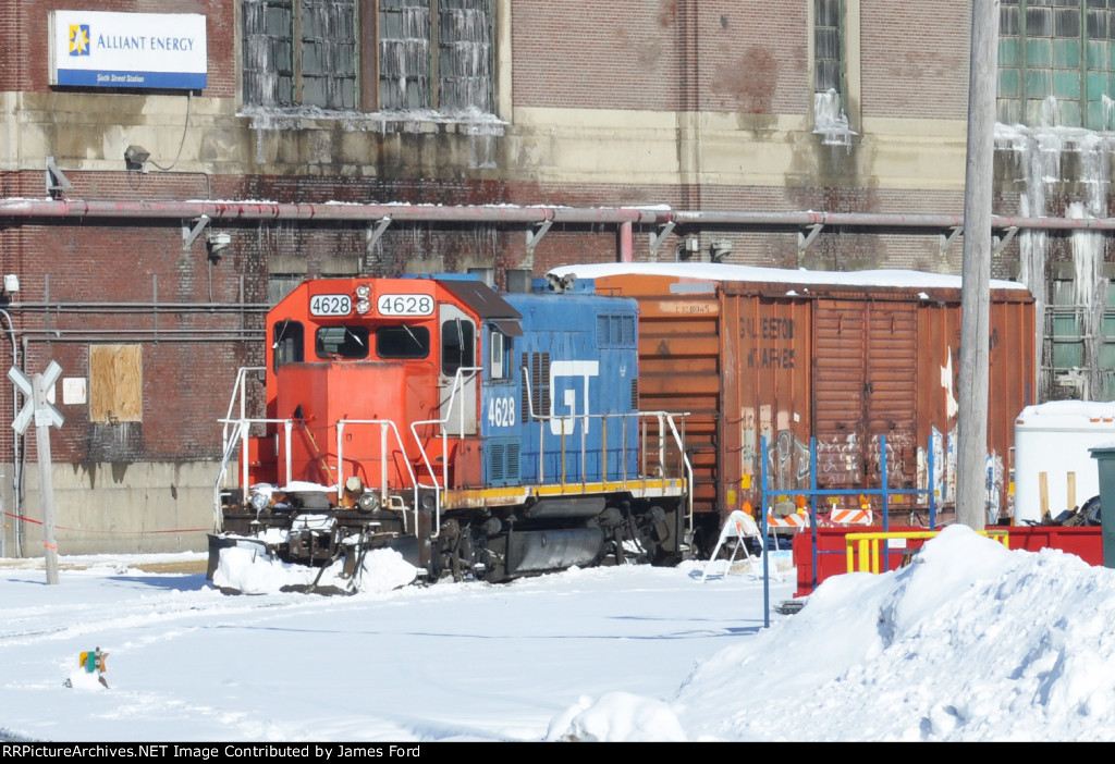 GT 4628 -- Yard Power